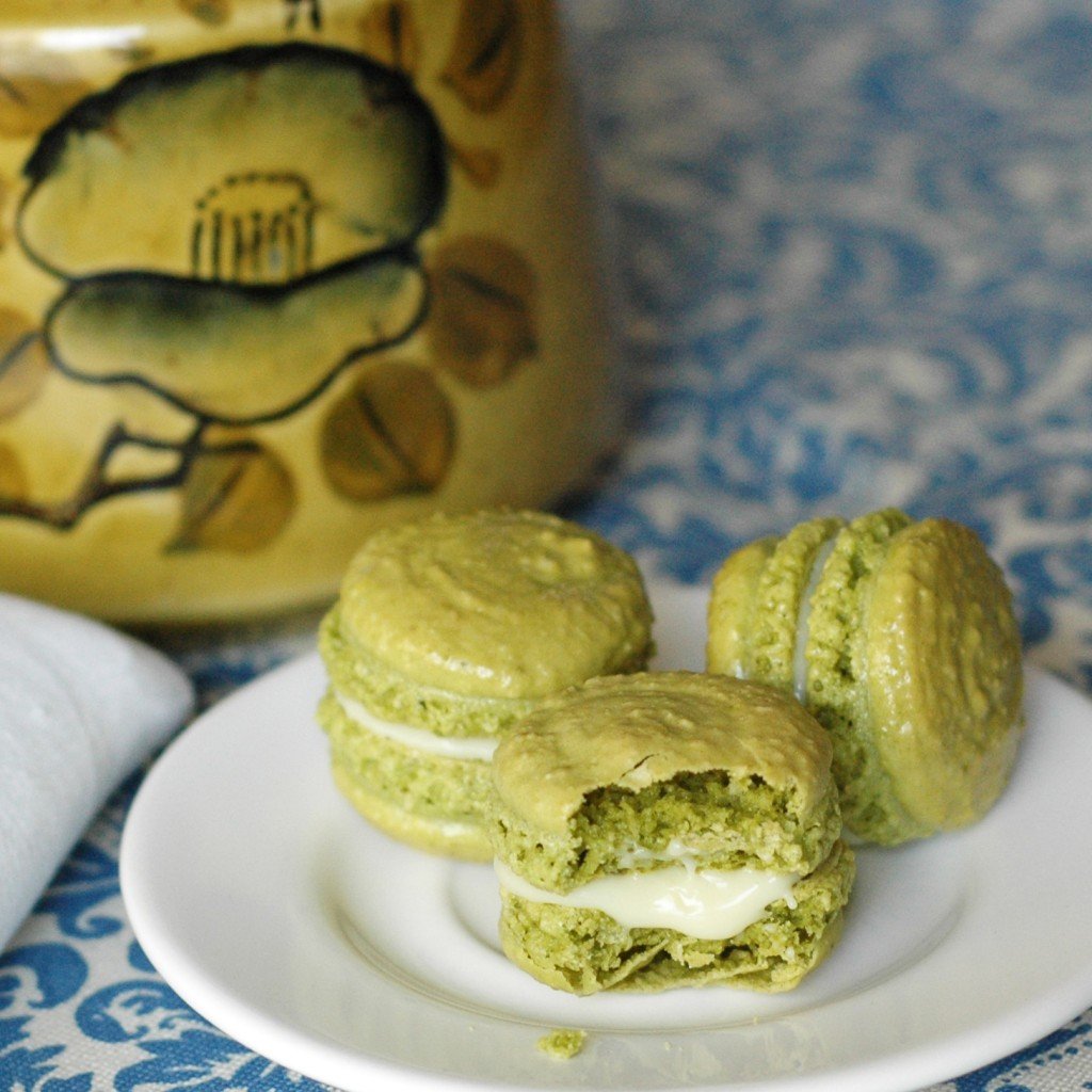 Matcha Green Tea Macarons - Making it Sweet